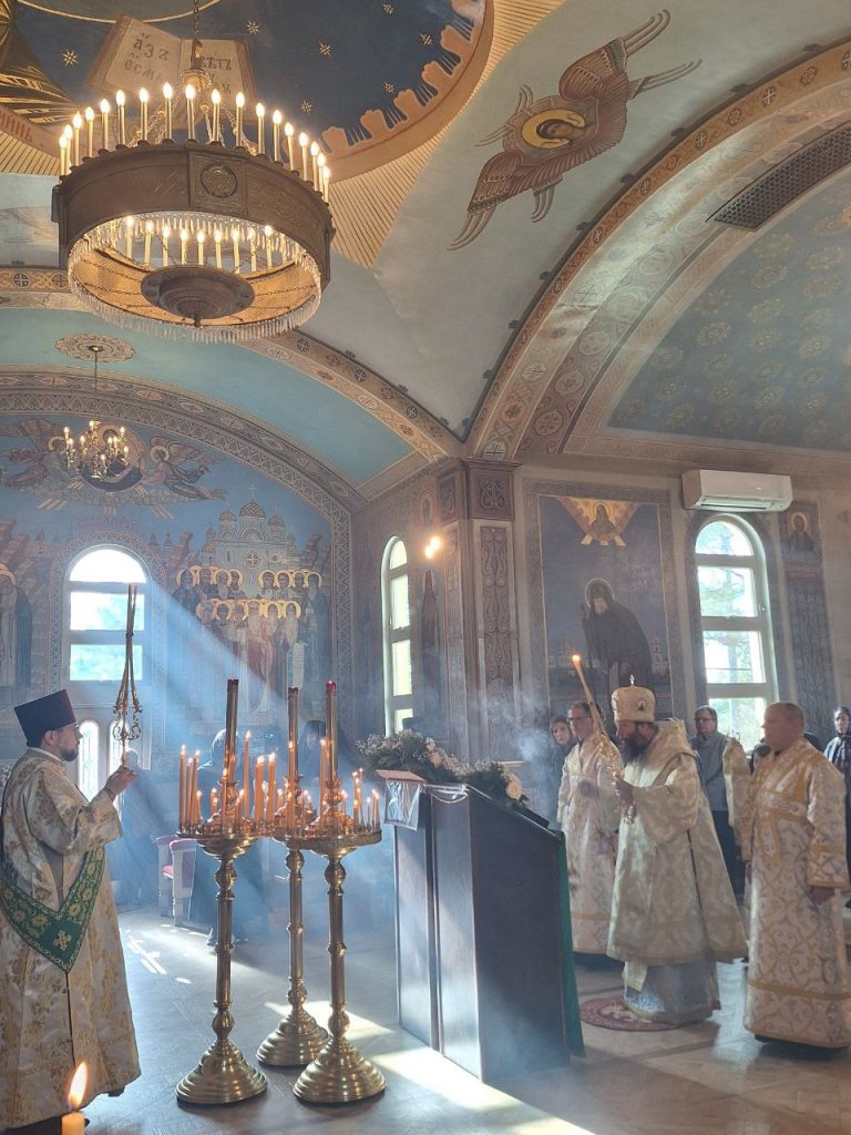Patronal Feast at the Novo-Diveevo Convent - Русская Жизнь Газета